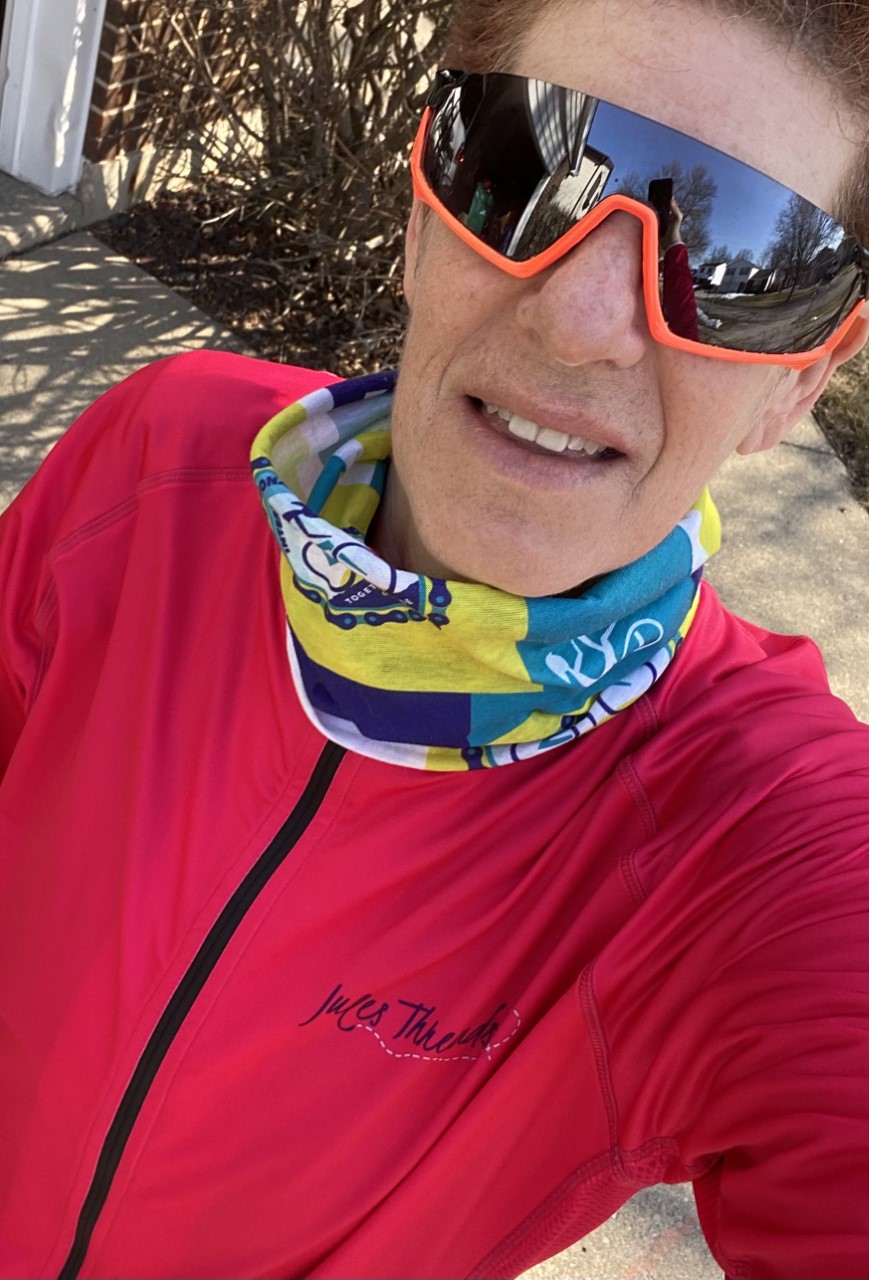 Taking Jules Threads’ Jacket for a Spin – Sunflowers and Pedals